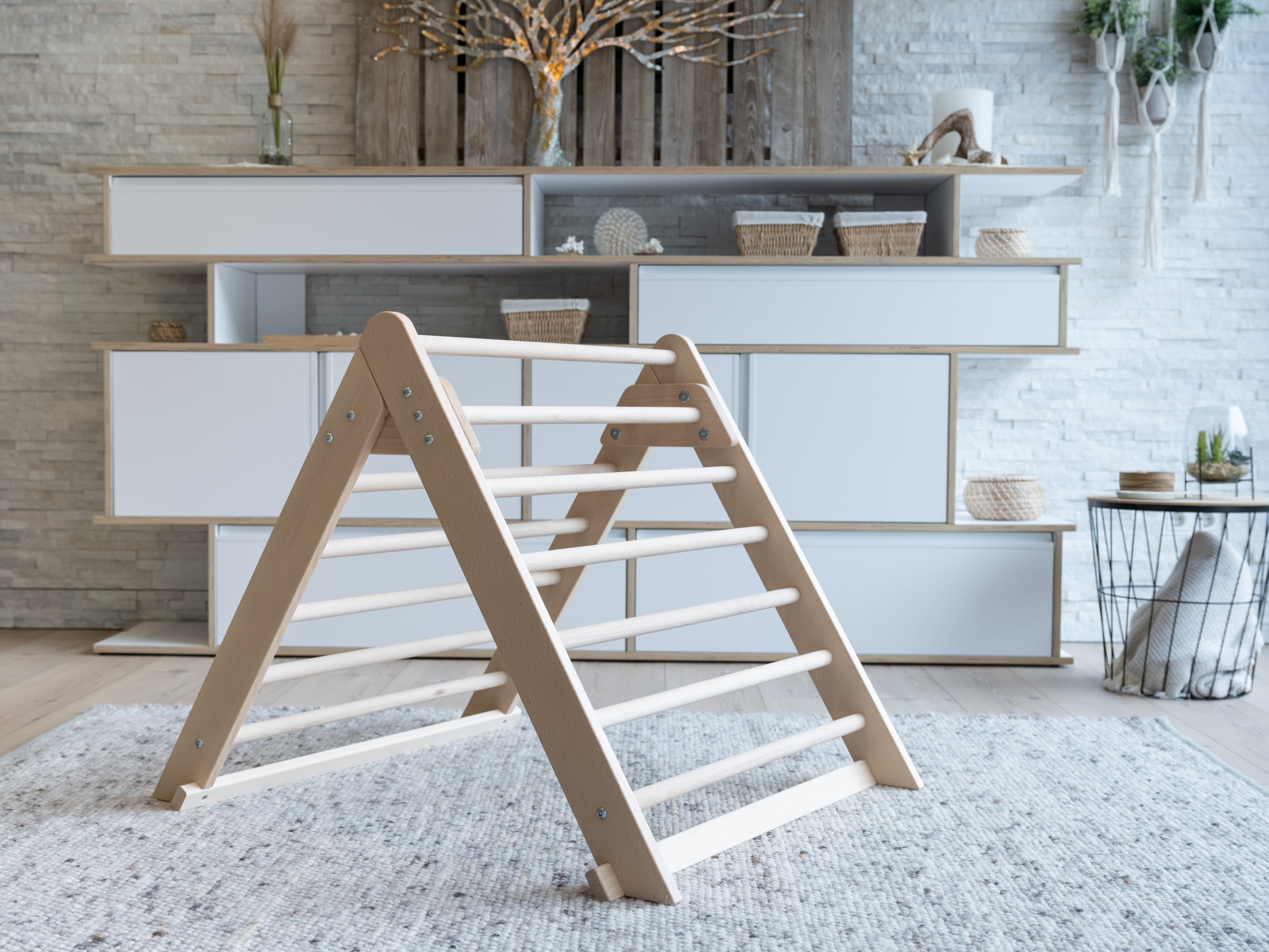 Beech Climbing Triangle (With Optional Accessories) – Plugit Wood